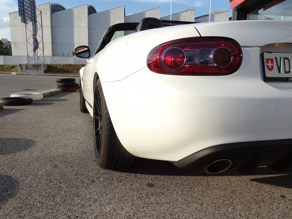 Rear Diffuser (OEM Exhaust) For Miata NC | CarbonMiata