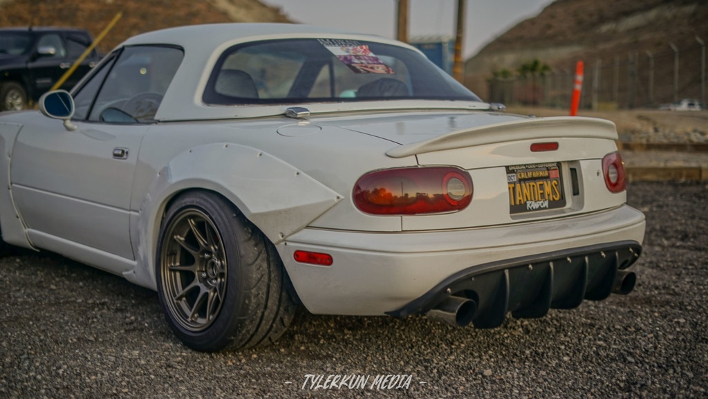 Widebody Kit (Overfenders + Bumper) For Miata NA | CarbonMiata