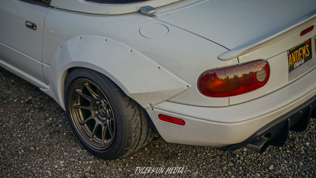 Widebody Kit (Overfenders + Bumper) For Miata NA | CarbonMiata