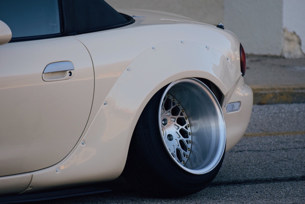 Widebody Kit (Overfenders + Bumper) For Miata NB | CarbonMiata