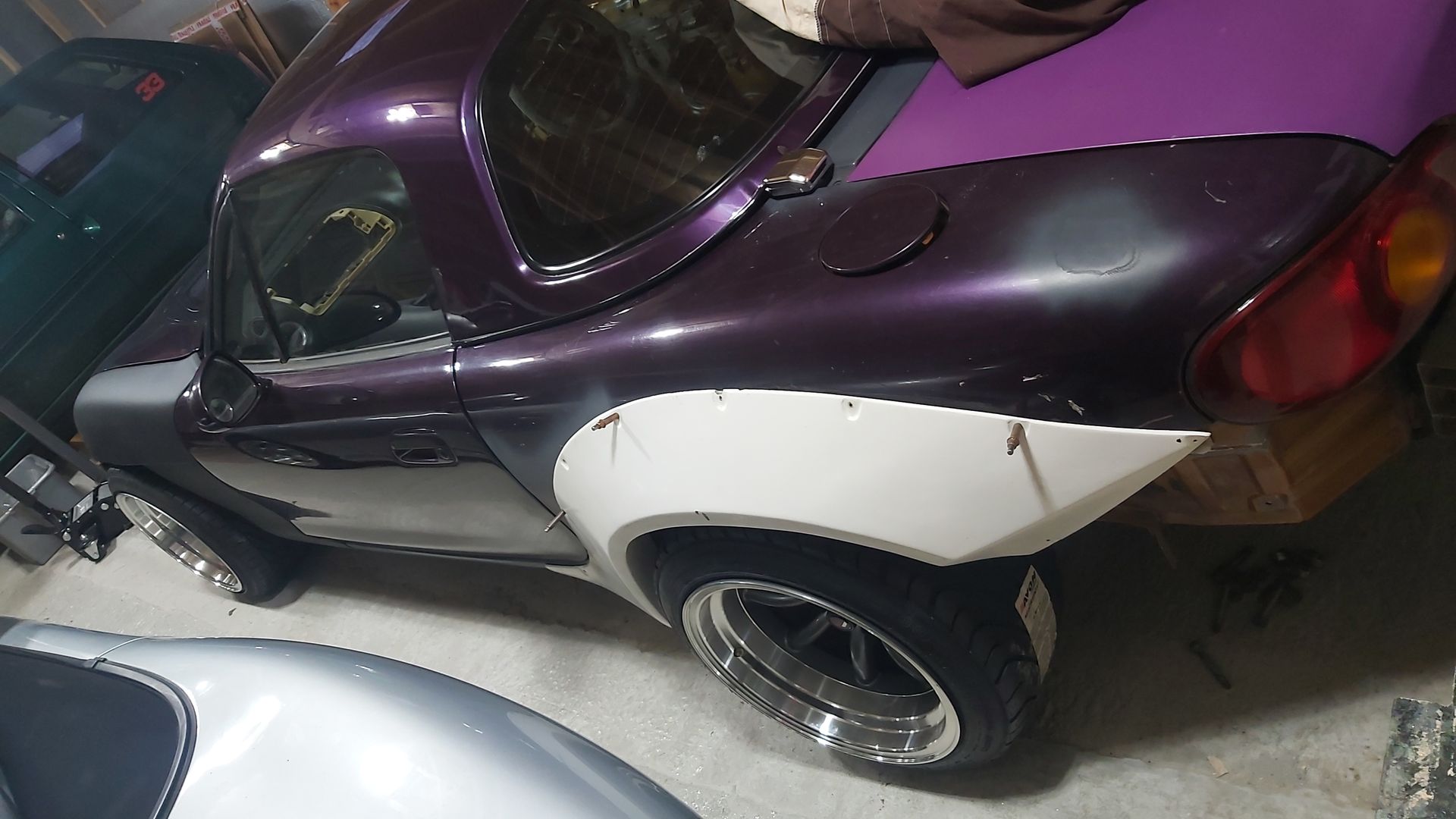 Wide Front Fenders For Miata NB | CarbonMiata