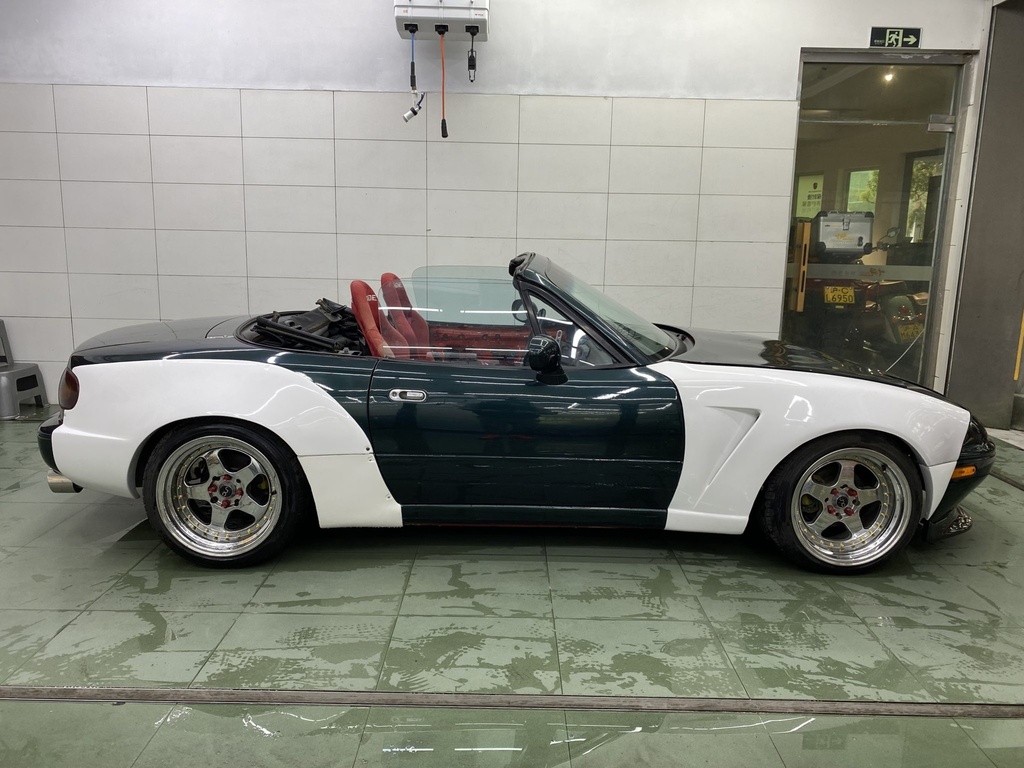 8 Pieces Wide Overfenders Kit (Type 3) For Miata NA | CarbonMiata