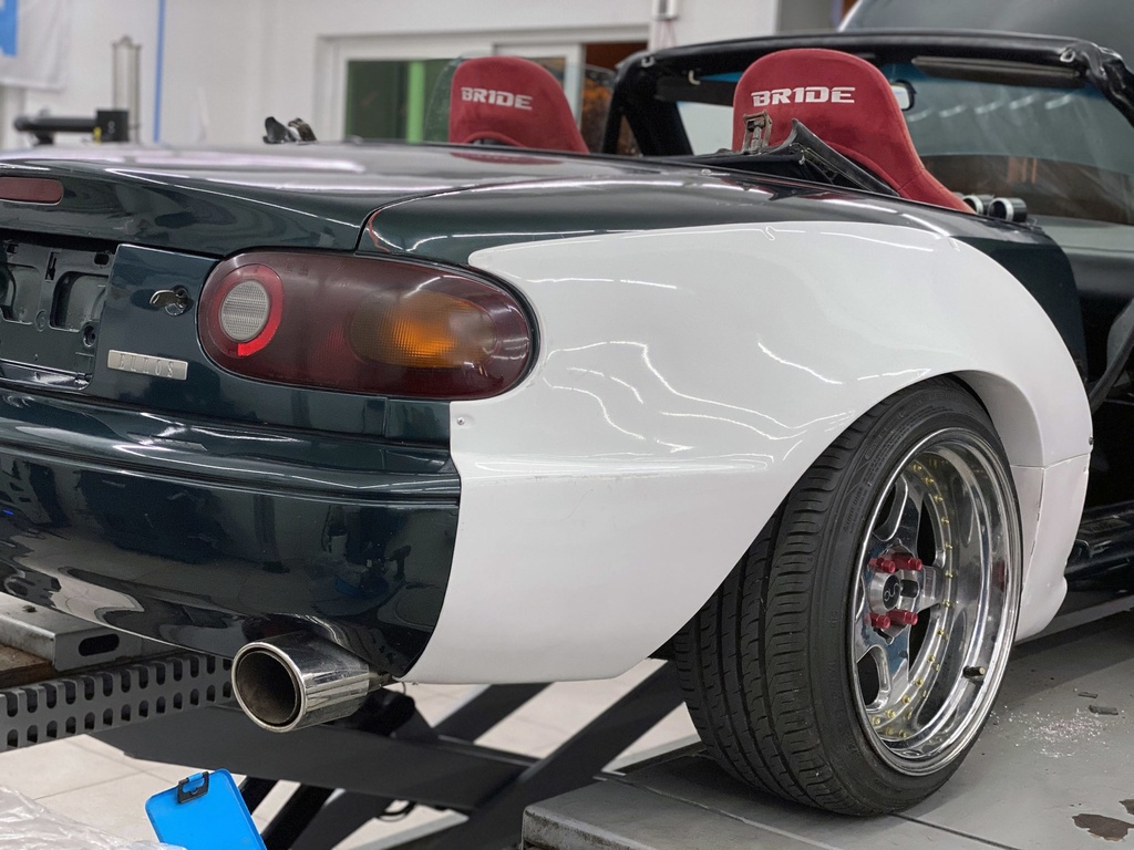 8 Pieces Wide Overfenders Kit (Type 3) For Miata NA | CarbonMiata