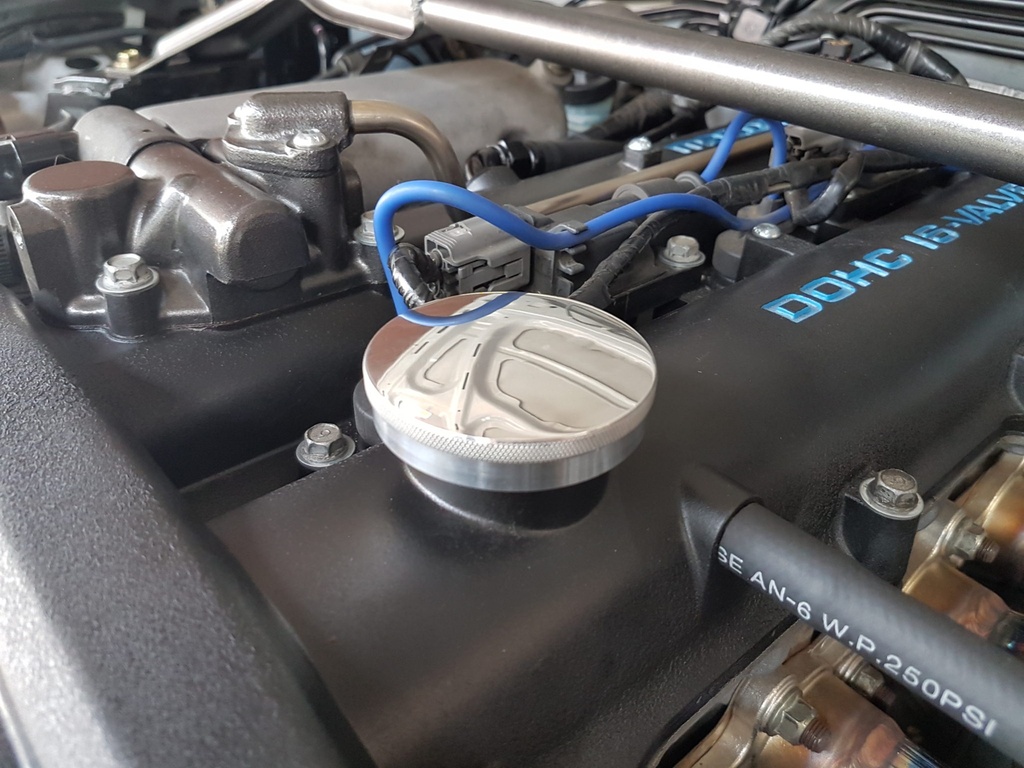 Engine Oil Cap (version 2) For Miata NA/NB | CarbonMiata