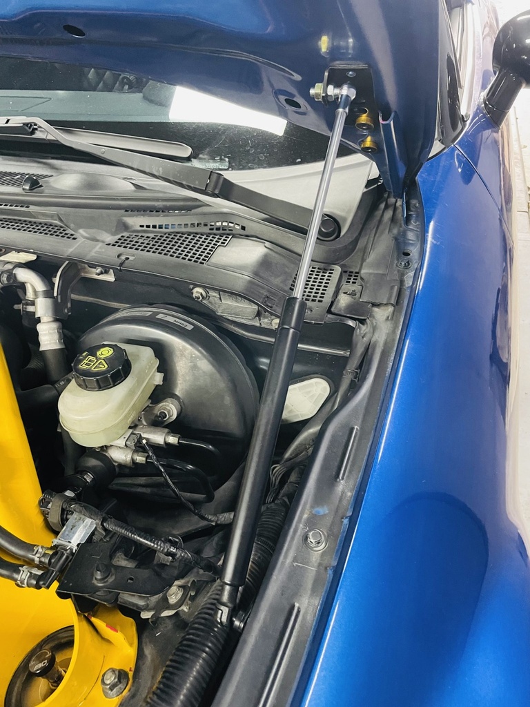 Hood Lift Kit For Miata NC | CarbonMiata